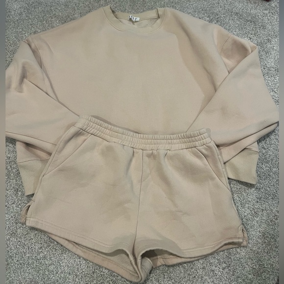TCEC | Shorts | Tcec Cream Lounge Set | Poshmark